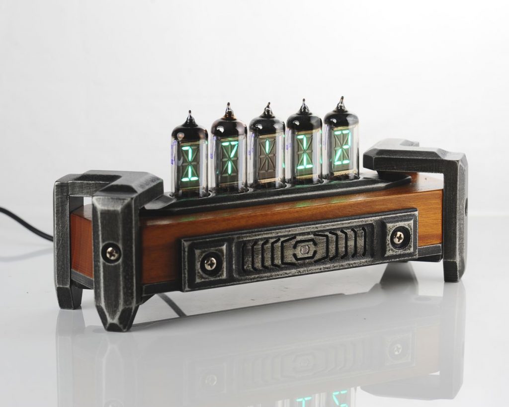 Soviet Vacuum Florescent Display (ИВ-17) tubes retro clock ...
