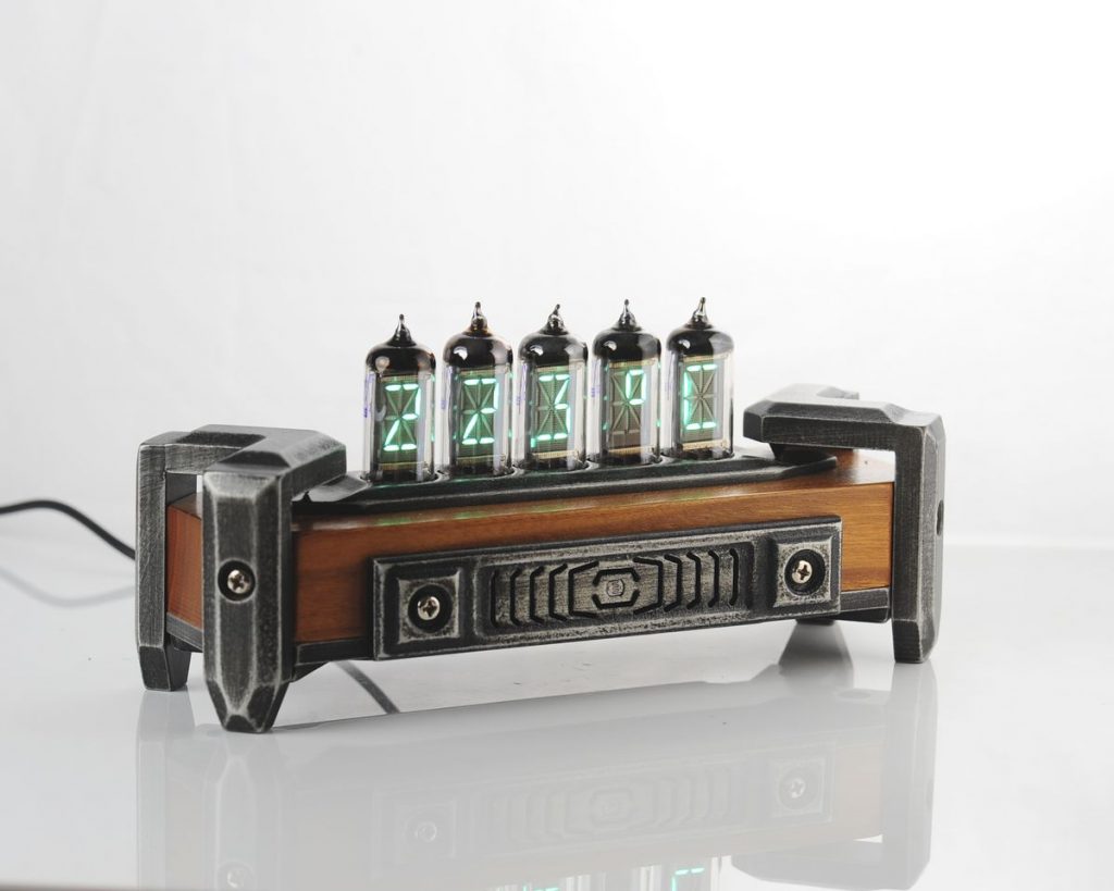Soviet Vacuum Florescent Display (ИВ-17) tubes retro clock ...