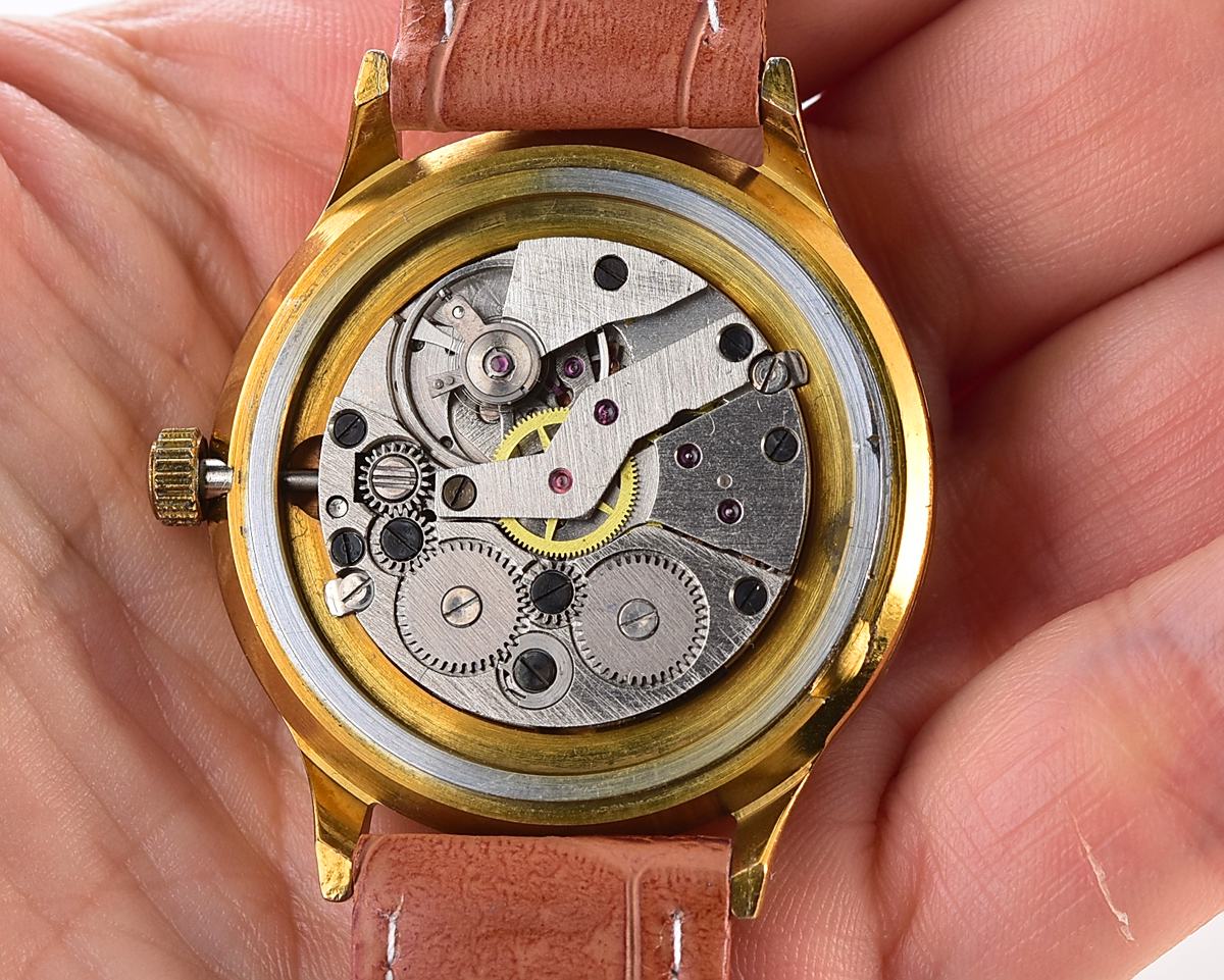 Vympel mechanical wristwatch – SovietWatchStore.com