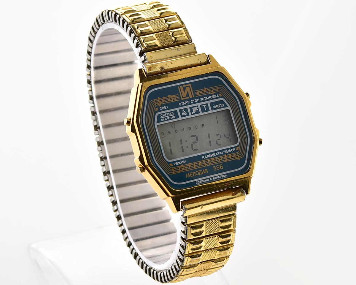 Digital vintage USSR wristwatch Electronika 55(Б) - SovietWatchStore.com